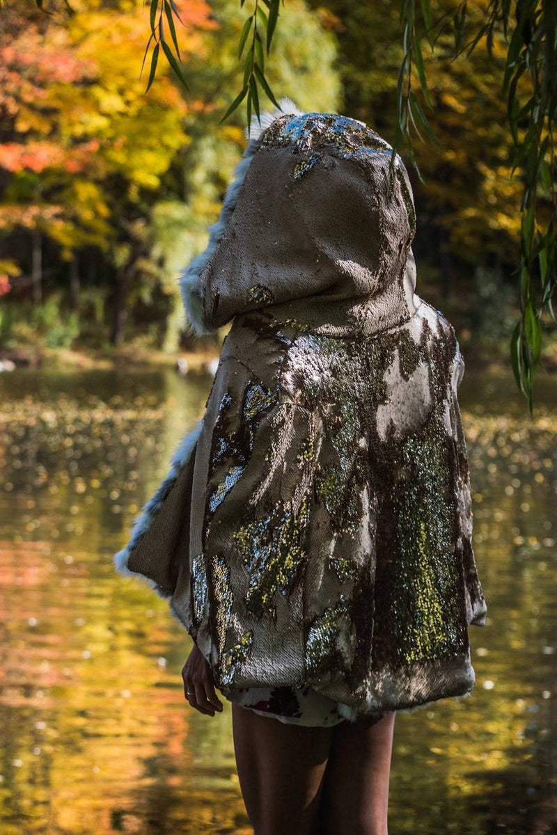Champagne Sparkle Cape