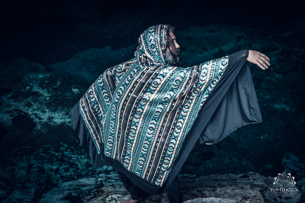 LED Tribal Shaman Cape (Turquesa) | Tribal Festival Clothing